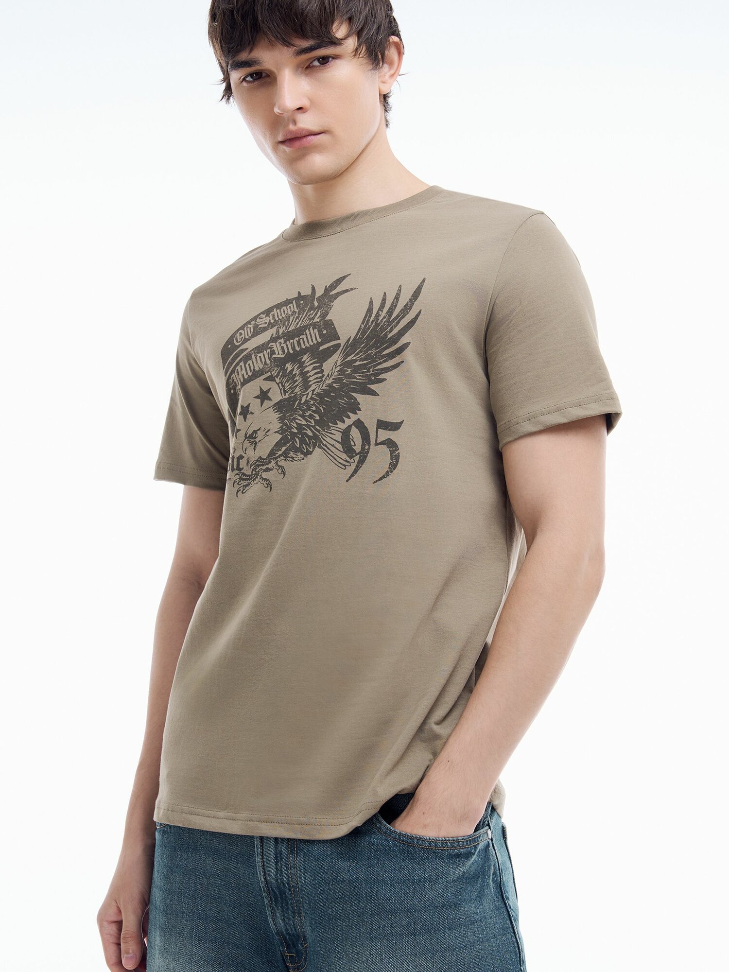 Футболка спортивная