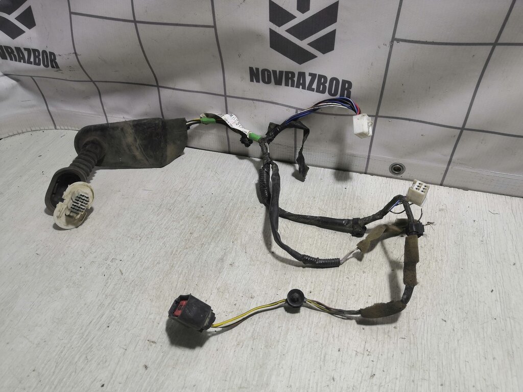 Проводка (коса) Mazda Mazda 3 BK 02-09