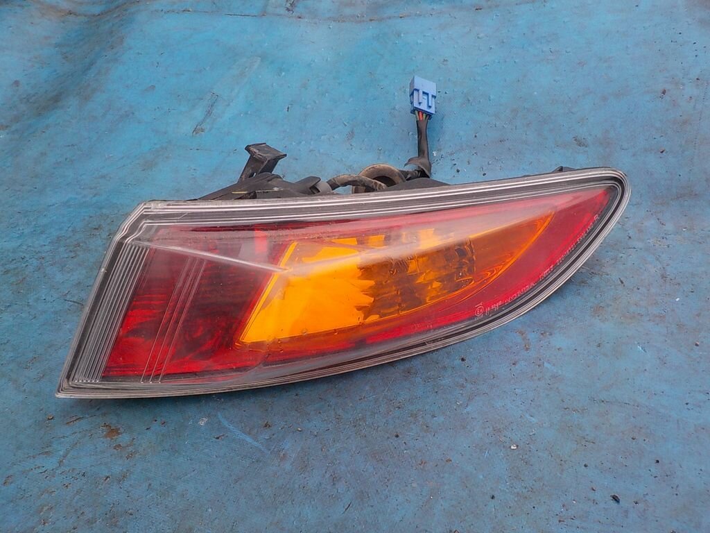 Фонарь задний правый наружный Honda Civic 5D 2006-2012 33501SMGE04 - Б/У
