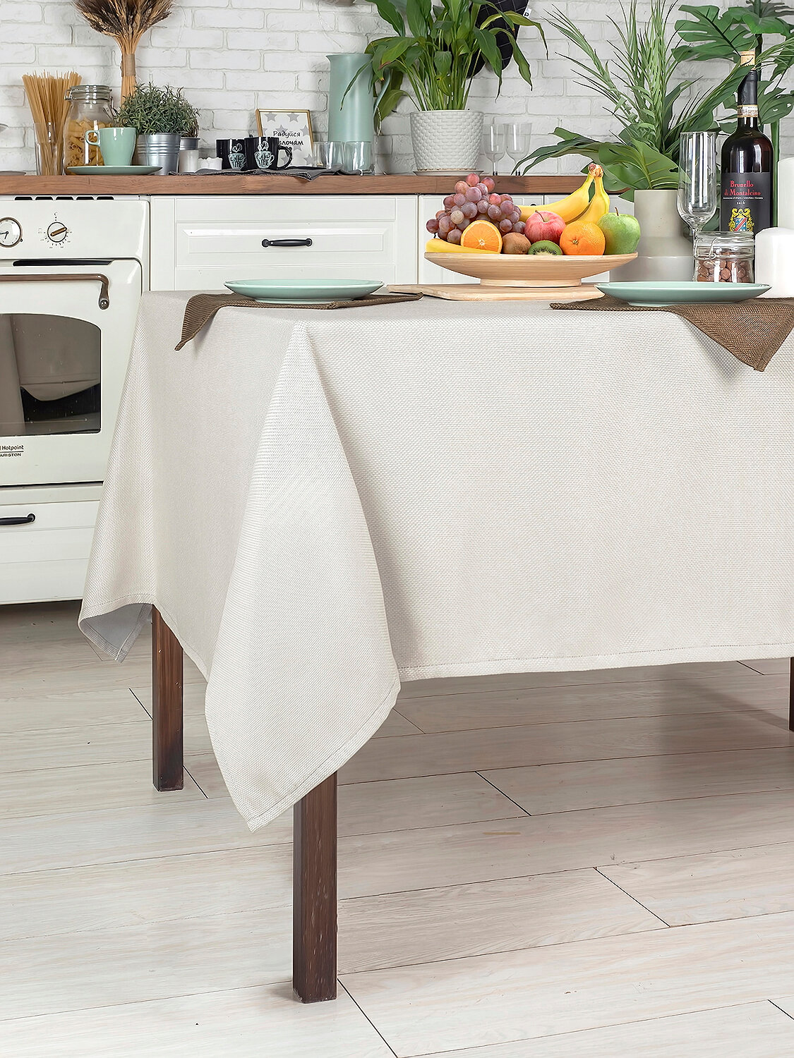 Скатерть и салфетки Elena Azimova, рогожка, бежевая, подарочный набор