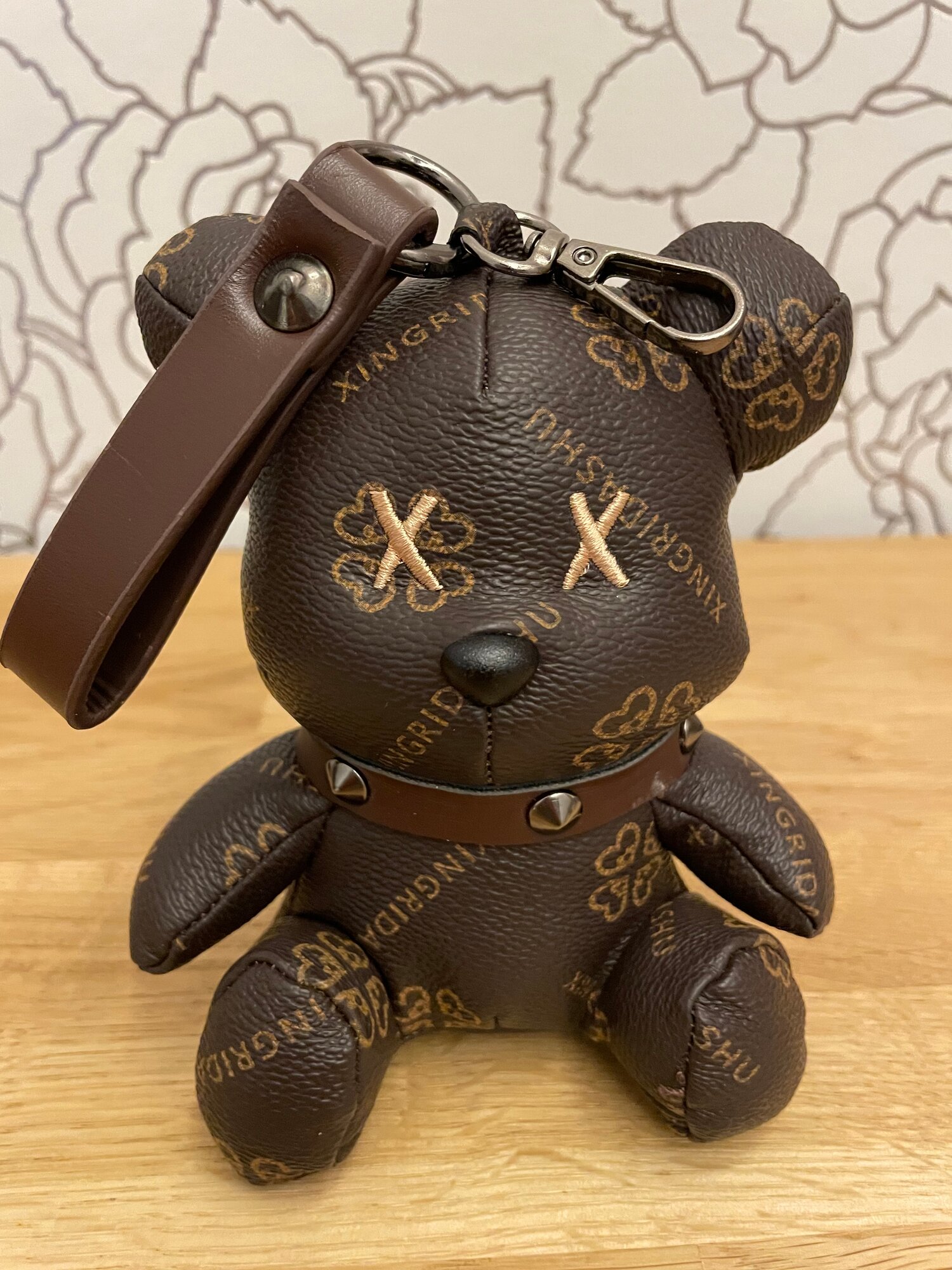 Брелок Медвежонок в стиле Louis Vuitton 13 см brown