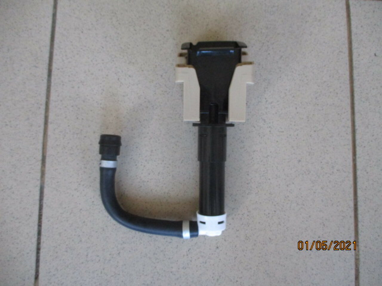 Форсунка омывателя фары левая совместима с Infiniti FX QX70 (S51) 2008-2017 286421CJ0A