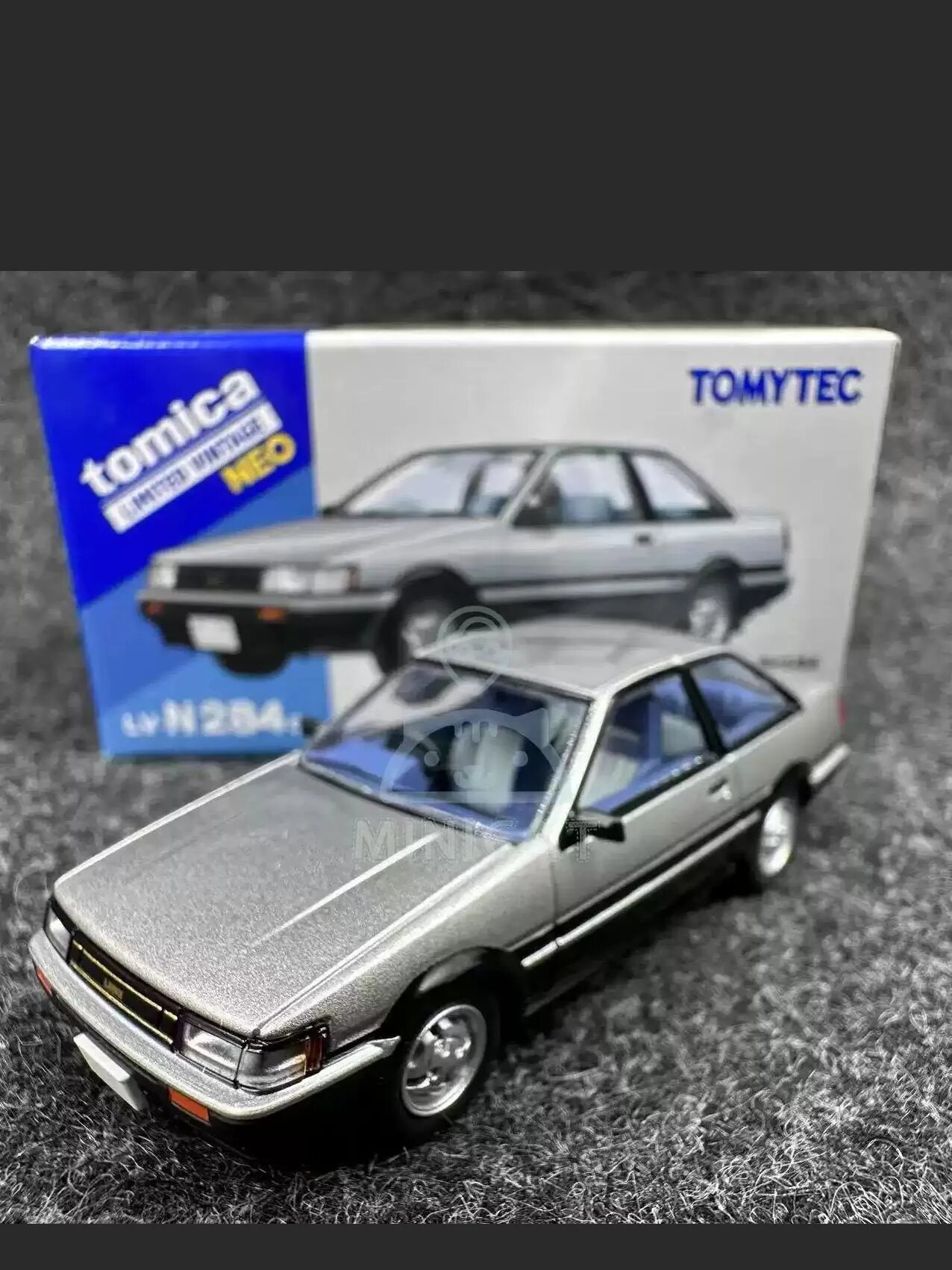 Машинка Tomytec Tomica TLV 1/64 LV- N284c Toyota AE86 Corolla Levin 202407 Die-cast Alloy Car Model Collection Toy Gift