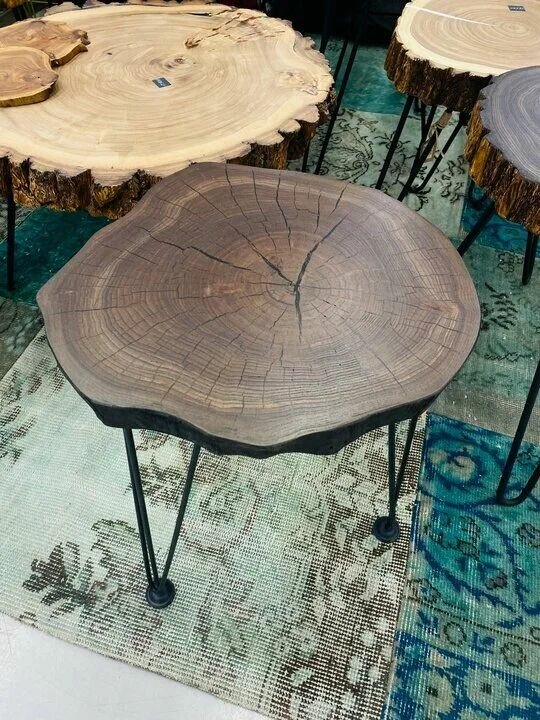 Журнальный столик от stoliki72, из массива карагача, ножки шпильки металл, диаметр 37 см, высотой 47 см