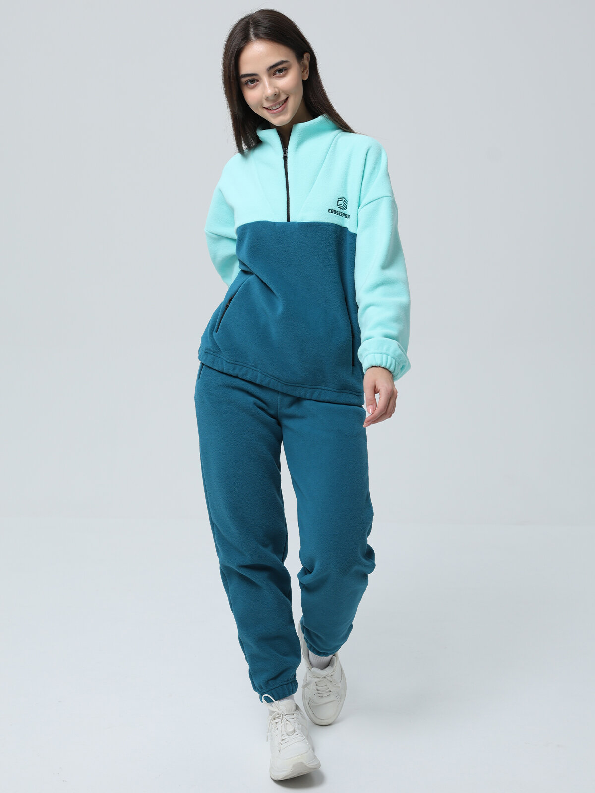 Костюм спортивный