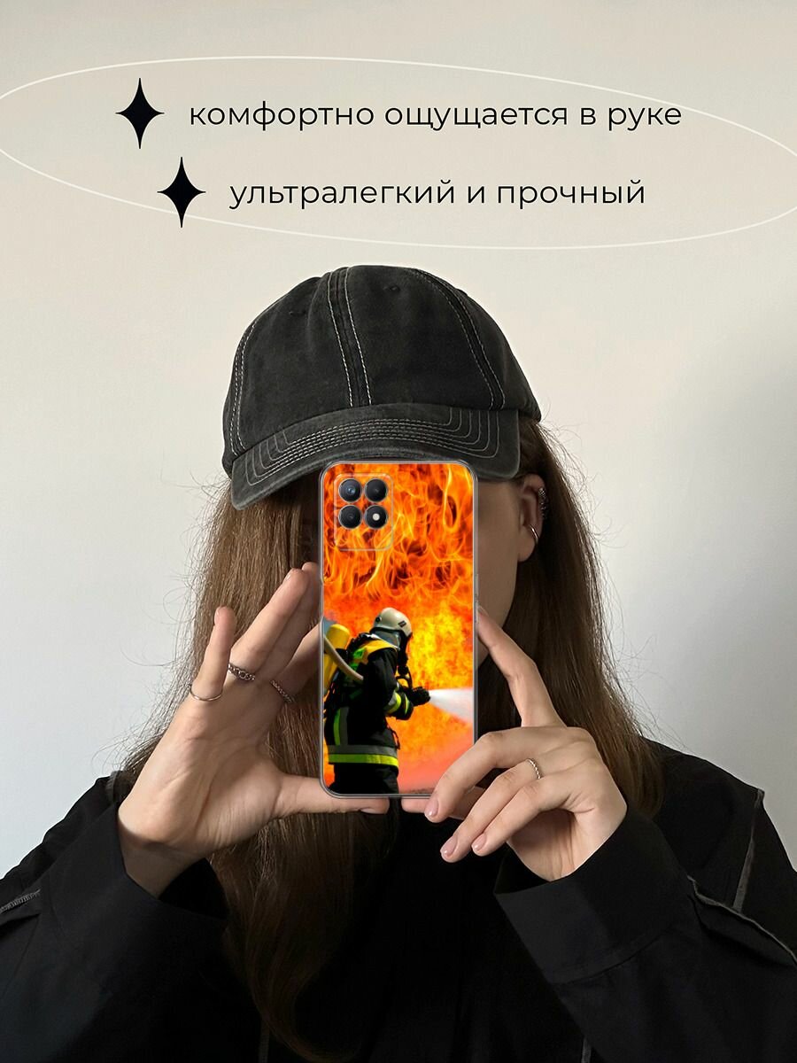 Чехол на Realme 8i / Реалми 8i с принтом "Пожарные на страже" — фото 1