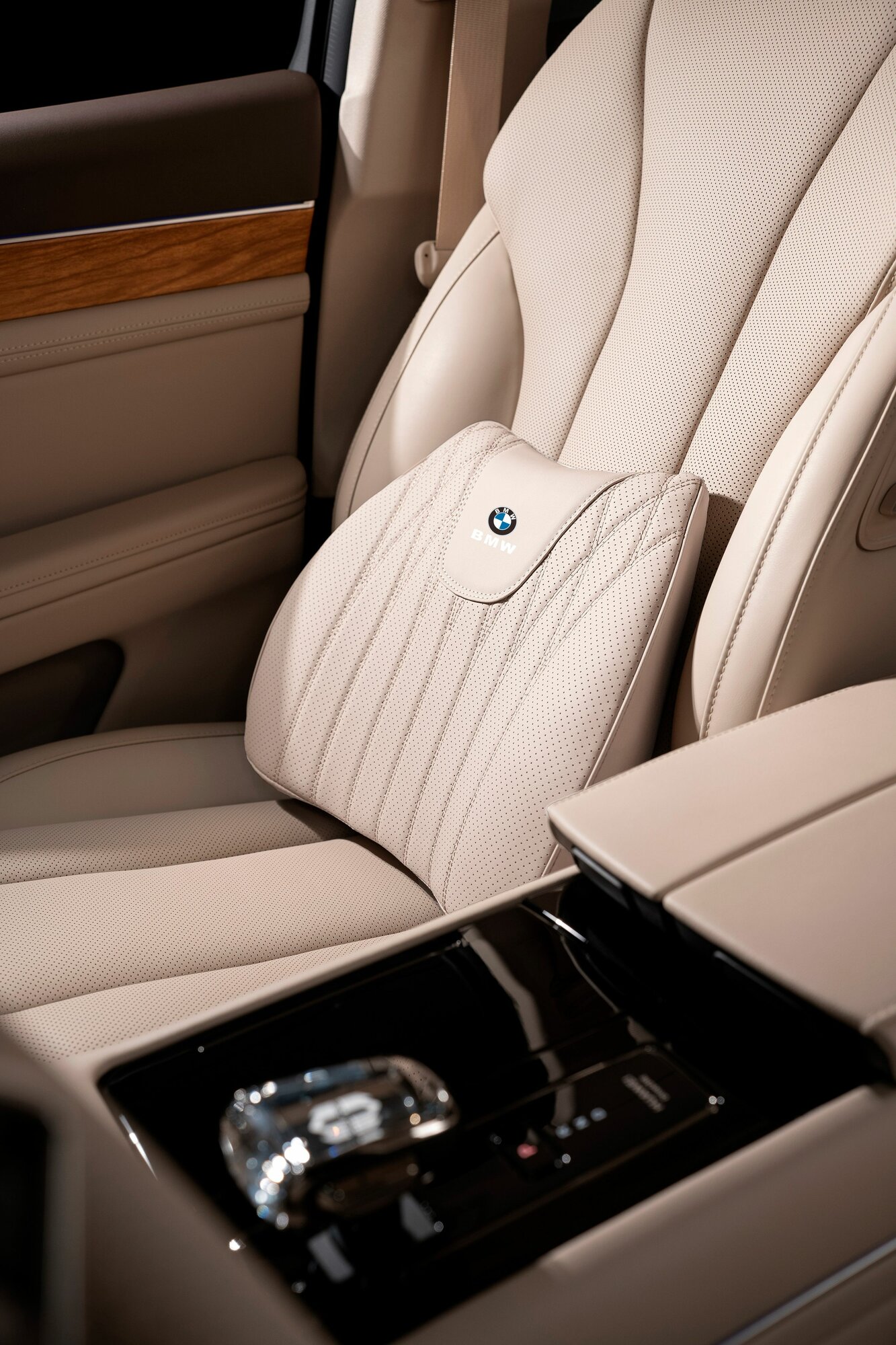 Ортопедическая подушка под поясницу (спину) для BMW