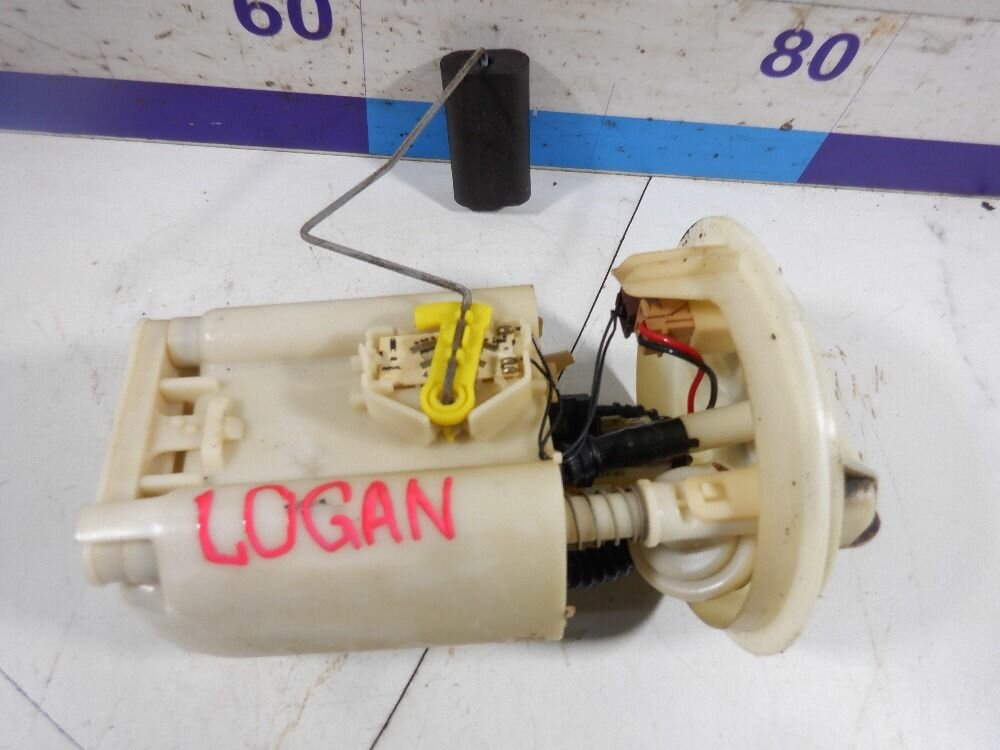 Насос топливный Renault Logan 6001547604