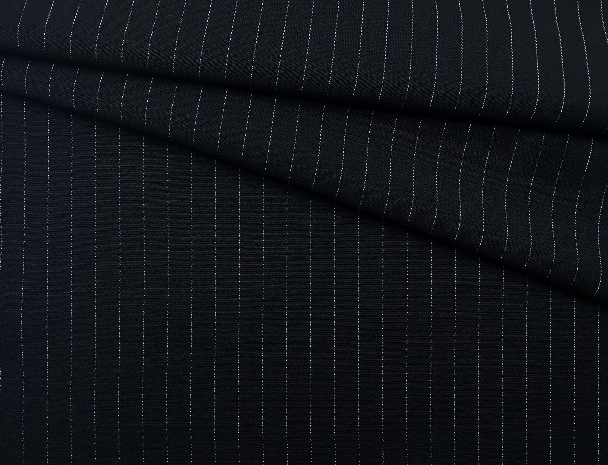 Ткань Костюмная чёрного цвета в белую полоску 49485