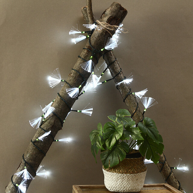 Светодиодная гирлянда Кисточки 48 холодных белых LED ламп 6.5 м, черный ПВХ, Snowhouse, LD048C-W-FB