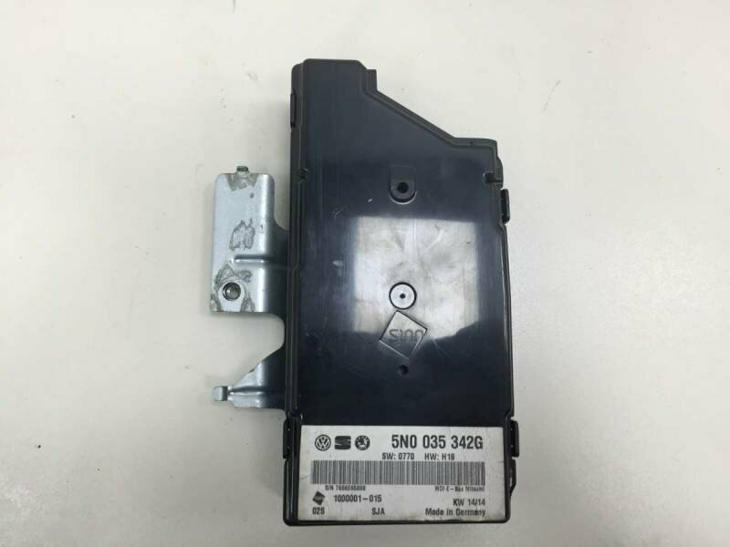 Блок электронный Skoda Rapid 2012-2020 кат.номер: 5N0035342G