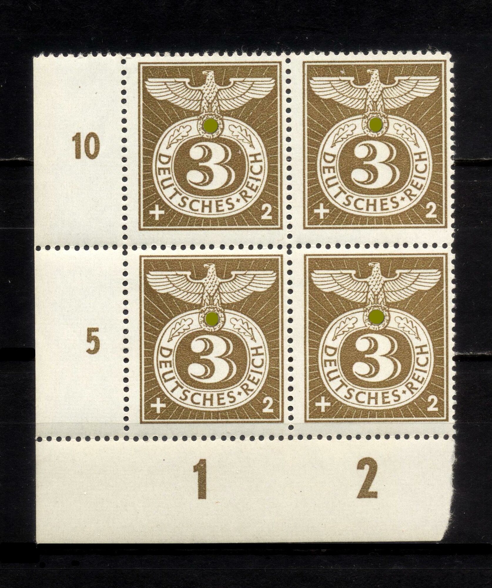 Марка Германия. 3-й Рейх.1943 г. "Специальный штемпель" Отдельный выпуск с "углом"