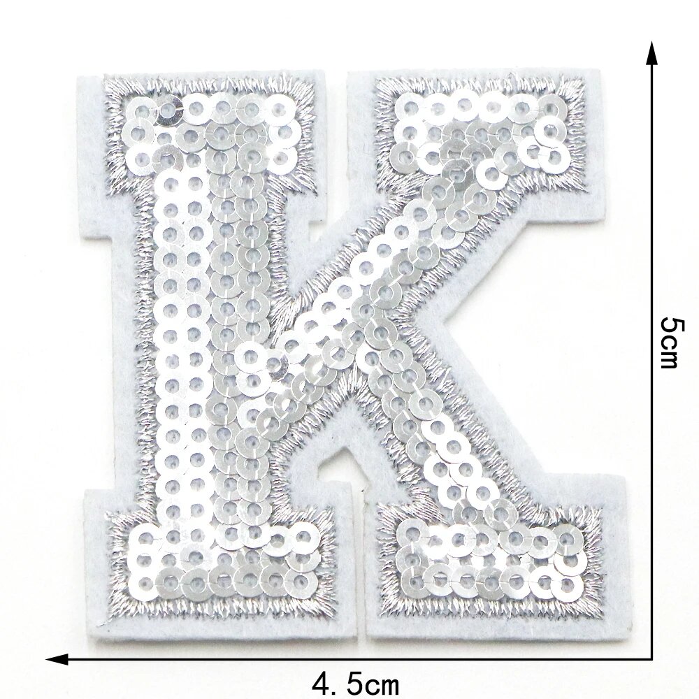 Блестящие вышитые буквы для пошива K