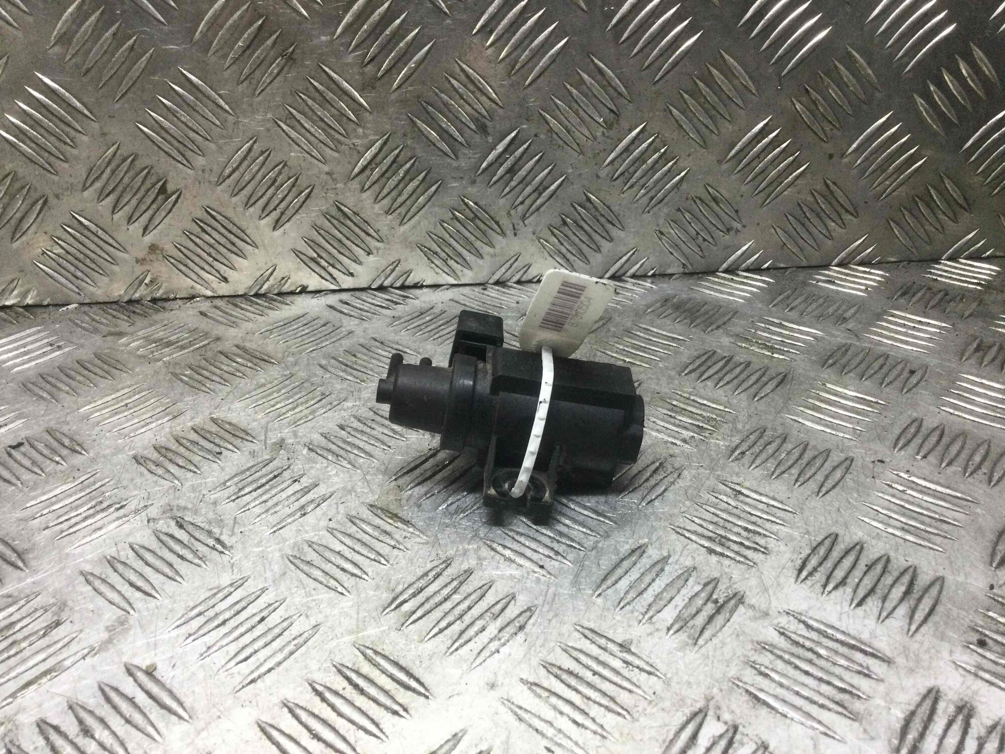 Б/У Клапан управления турбиной (актуатор) BMW 3-Series 3-Series E90/E91/E92/E93 2005 - 2010 2009 г.