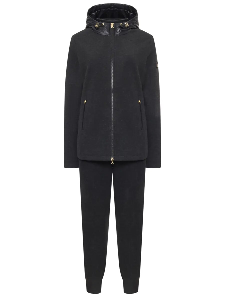 Костюм спортивный