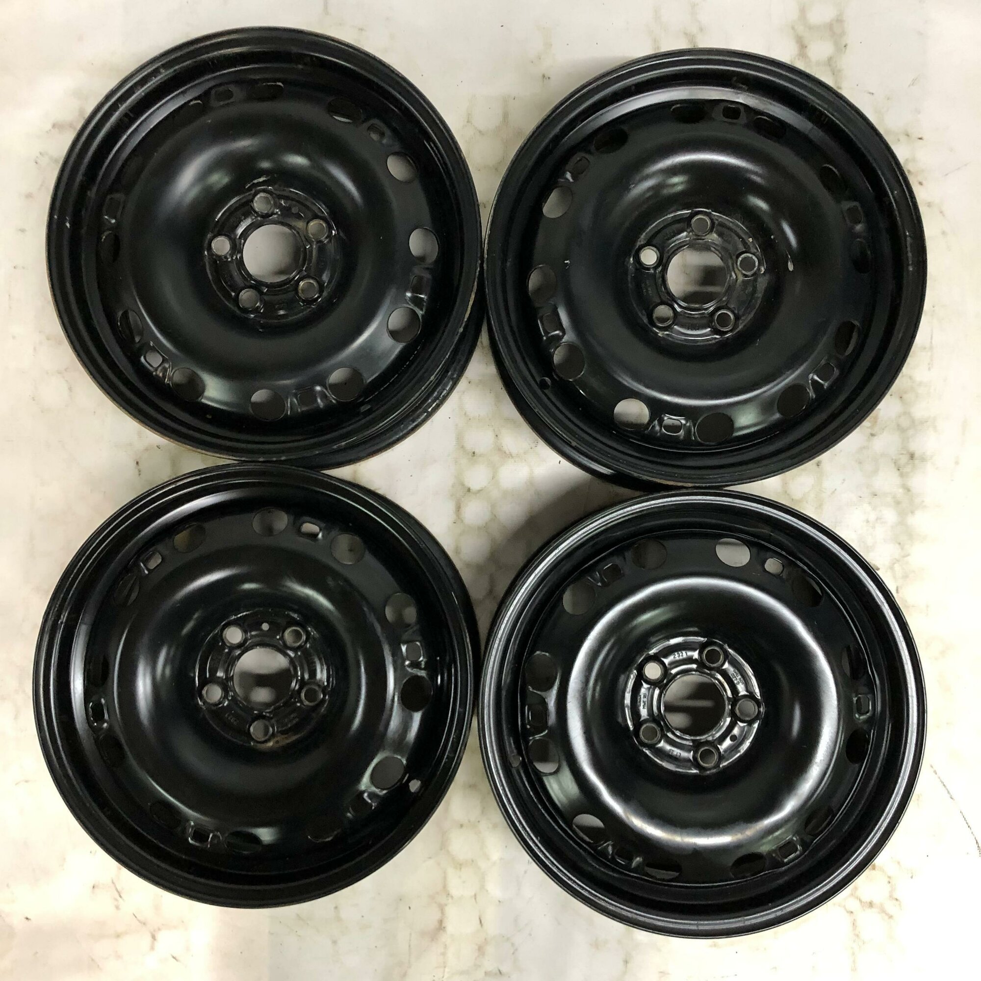 Колесные диски Штампованные 15x6 PCD 5x100 D57.1 ET38 (оригинал)