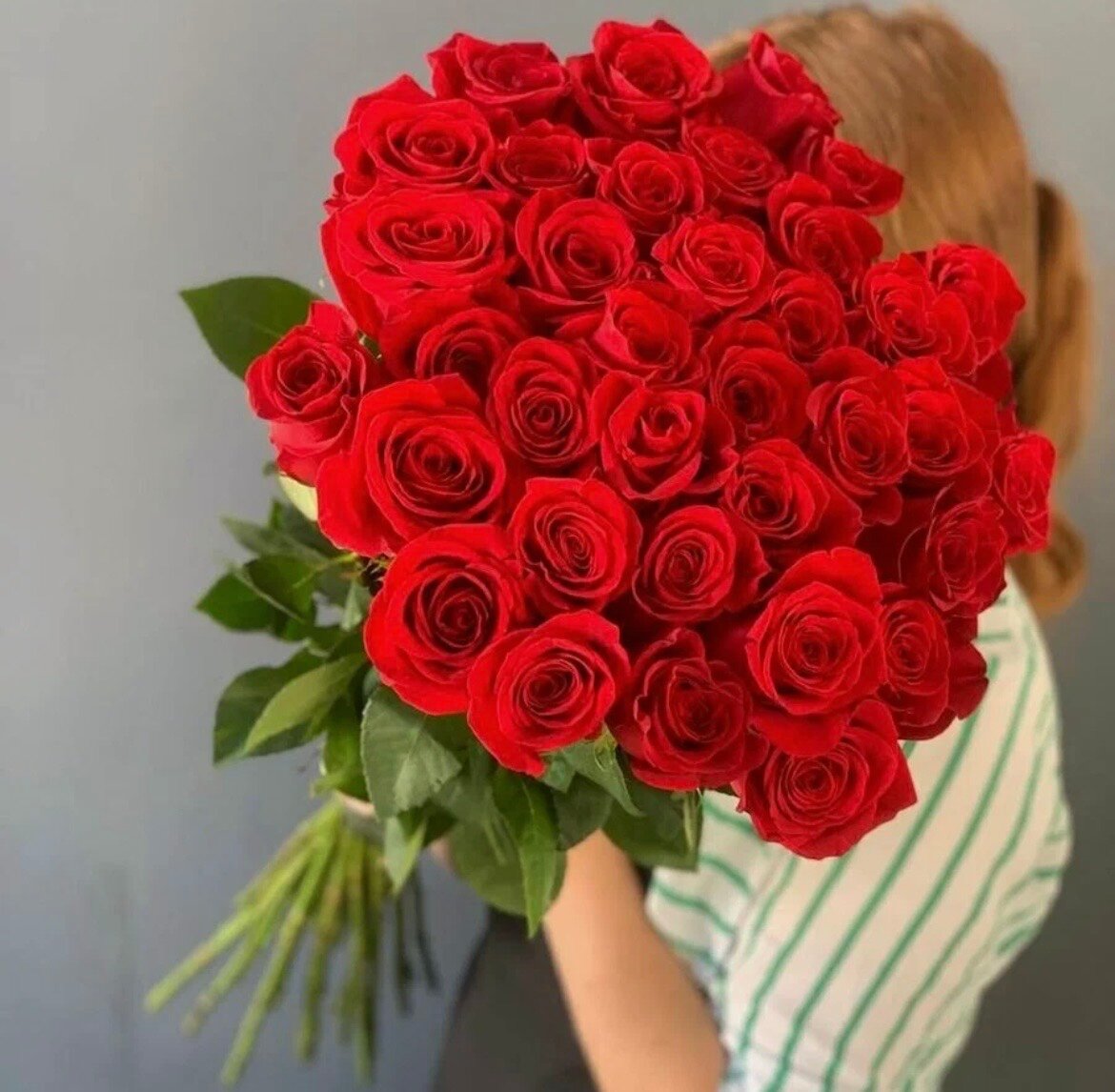 Букет из красных роз 31 шт, красивый букет цветов, шикарный, премиум цветы, премиум букет