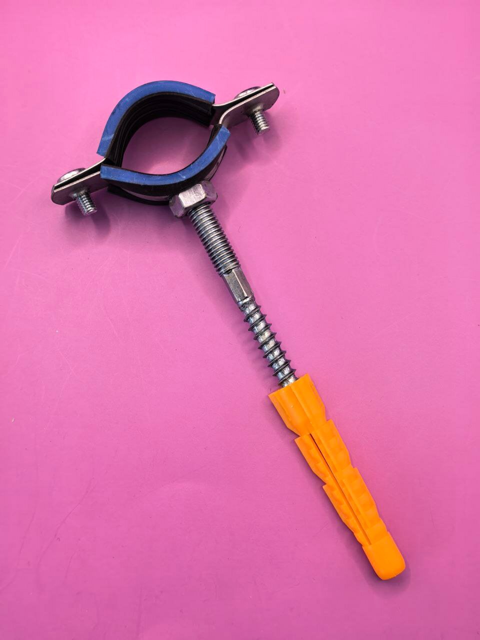 Хомут трубный металлический М8 (23-30) 3/4", с гайкой, шпилькой-шурупом и дюбелем, 5 шт