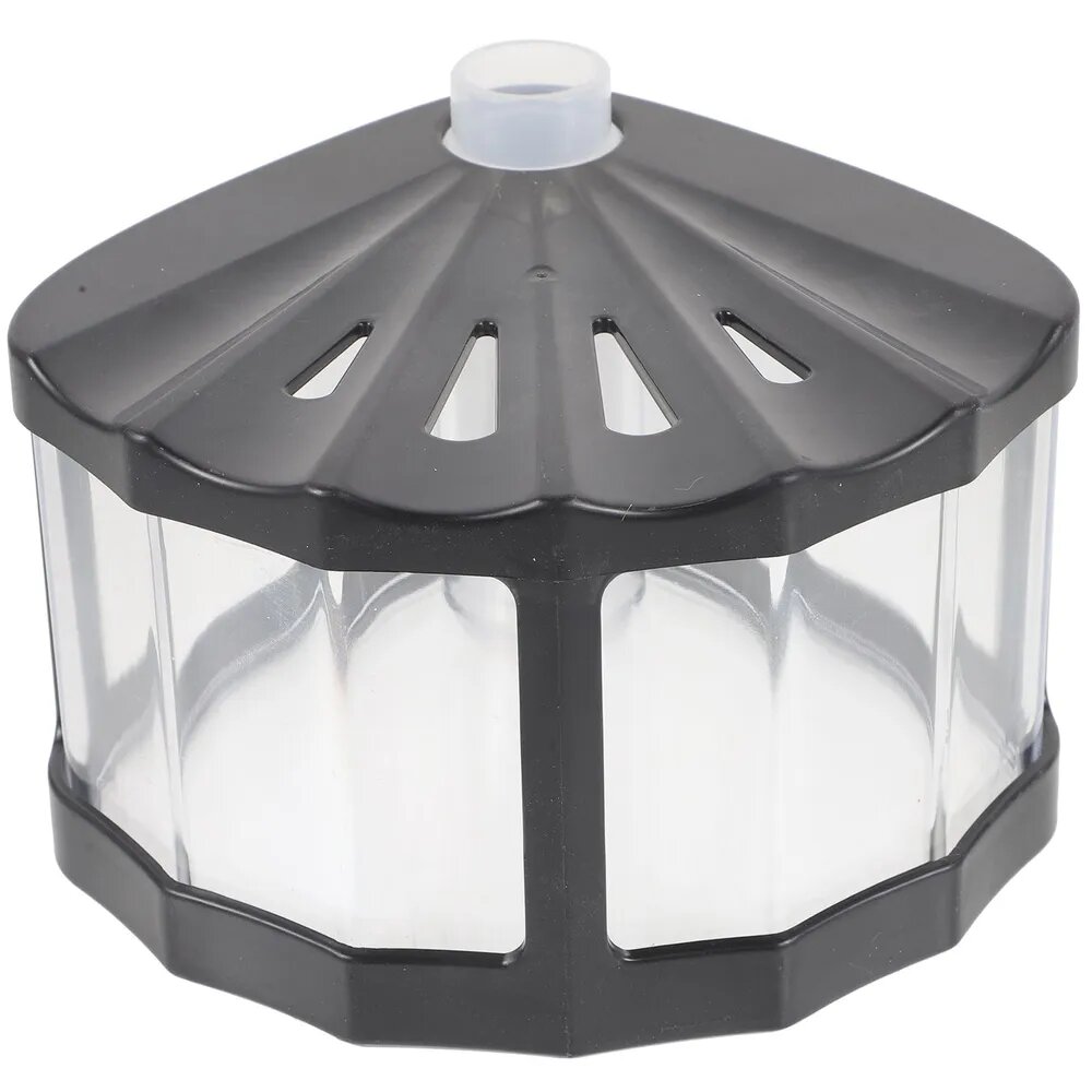 Мини аквариум из пластика черного цвета для воды и содержания рыб дома