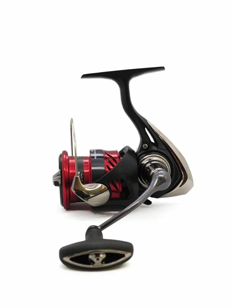 Катушка безынерционная DAIWA 23 NINJA LT2000