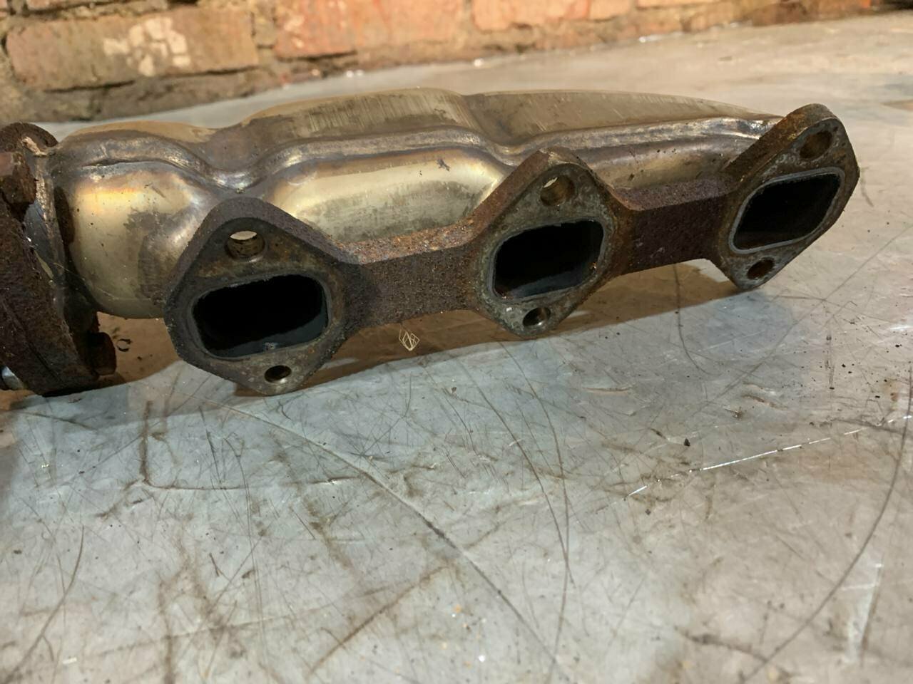 Выпускной коллектор Audi A6 Allroad C5 (2000 - 2006) 059253033C