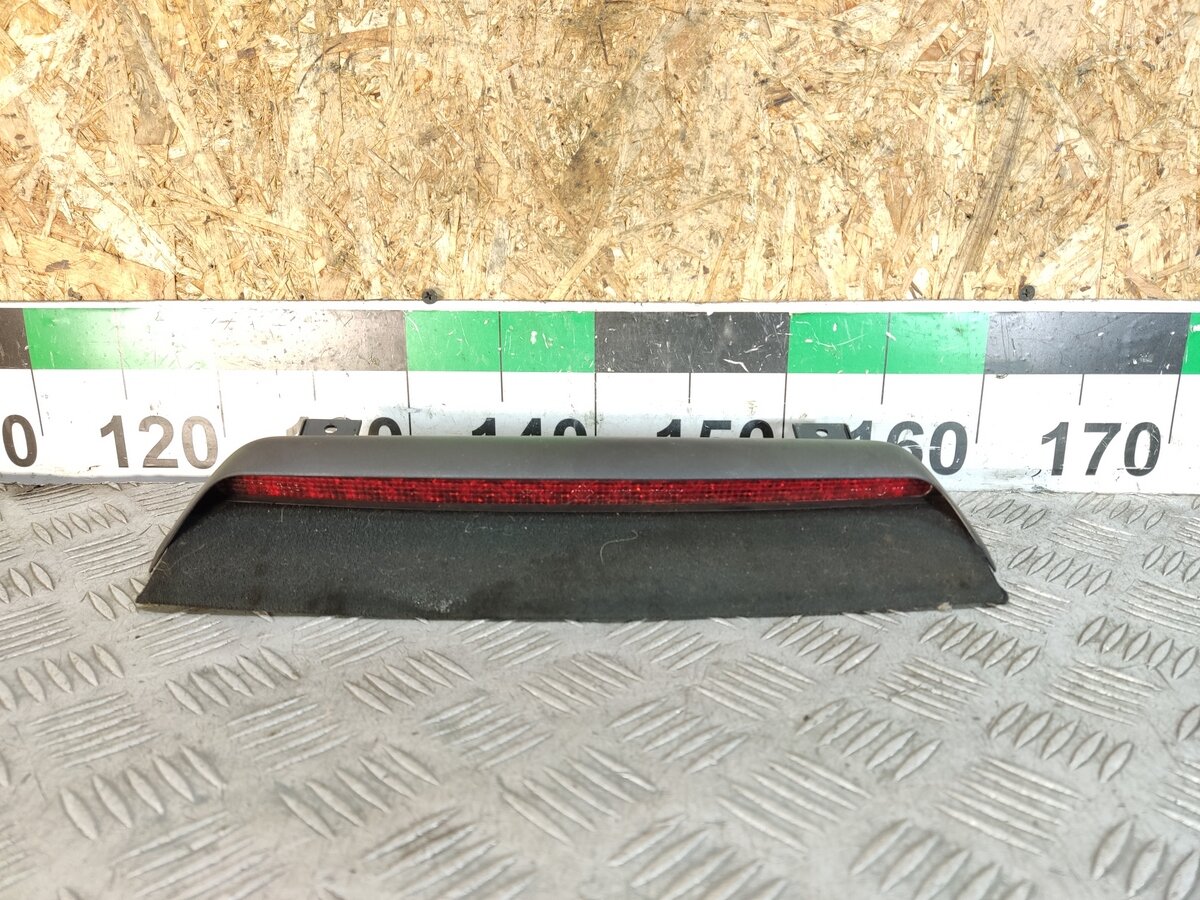 Фонарь задний стоп сигнал VOLKSWAGEN Bora 1997-2005 1J5945135