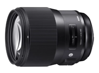 Sigma AF 135mm f/1.8 DG HSM Art Sony E