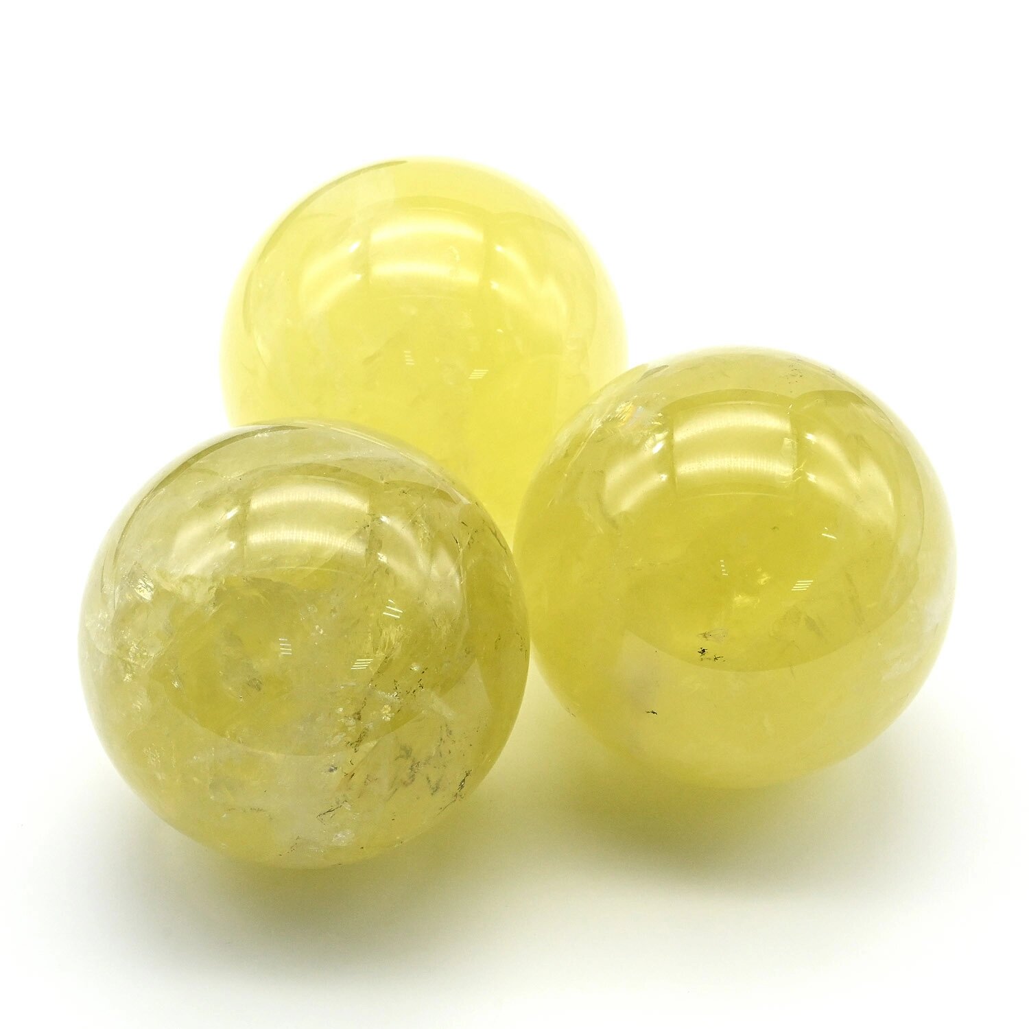 Шар из цитрина, диаметр 62-63мм .