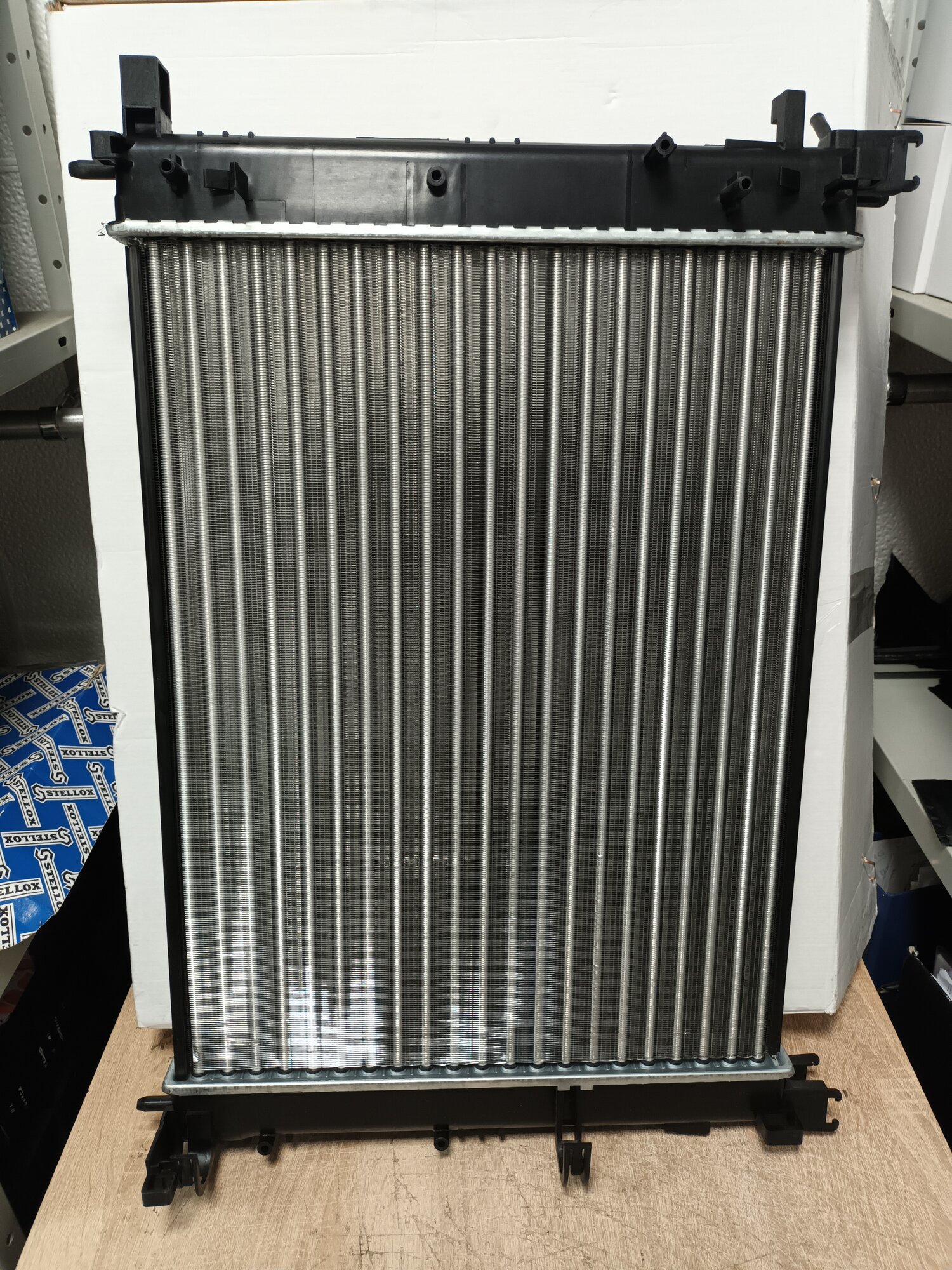 Радиатор Рено Логан, Сандеро, Дастер c 2013 с кондиционером