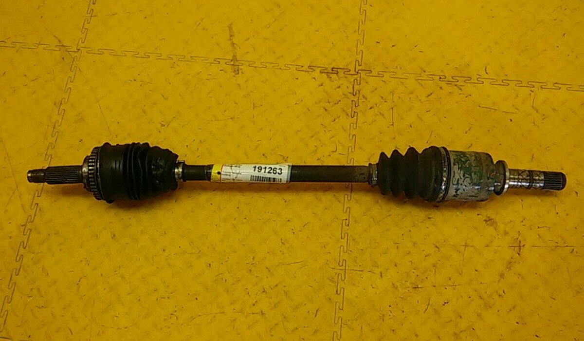 Полуось передняя (привод) Legacy Outback (B12) Subaru