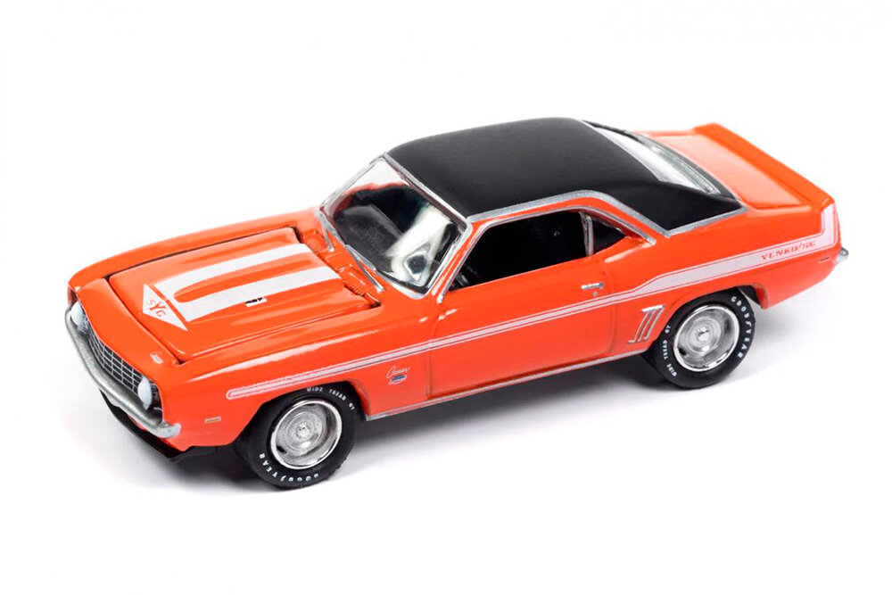 Модель коллекционная JOHNNY LIGHTNING Chevrolet yenko camaro 1969 (длина модели 6-10 см)
