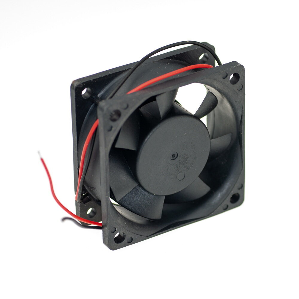 Вентилятор осевой постоянного тока 60х60х25 мм, 3400 об./мин, 5 В