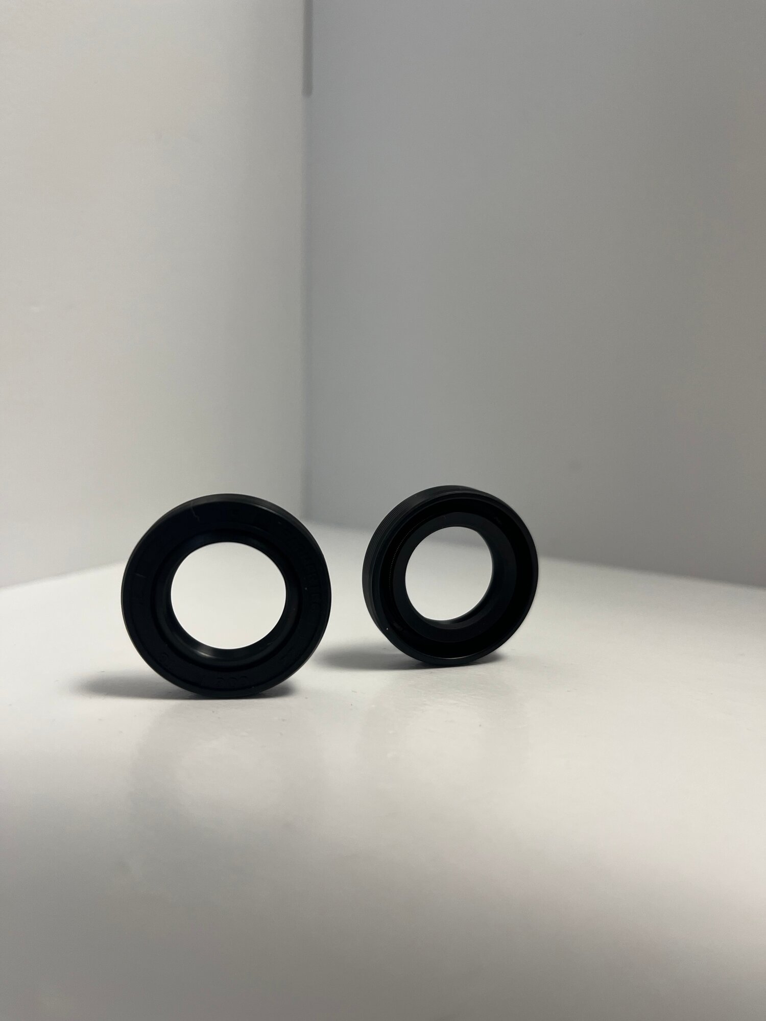 Сальники бензопилы Stihl MS180-250-280, размер 15x25x5 (упак.2шт)