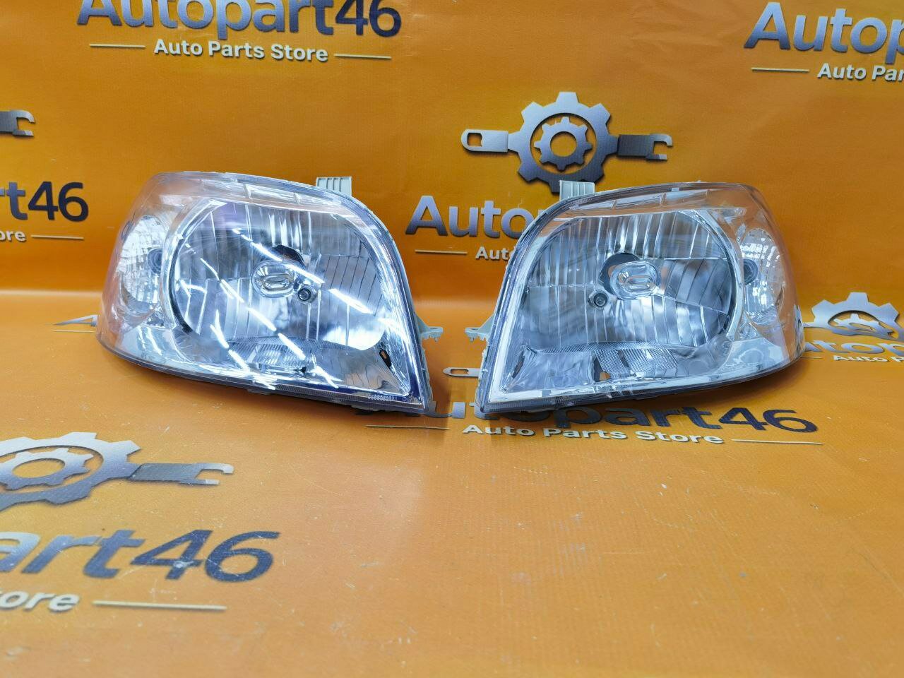 Фары Шевроле Авео Т 250 Chevrolet Aveo седан с корректором комплект левая правая