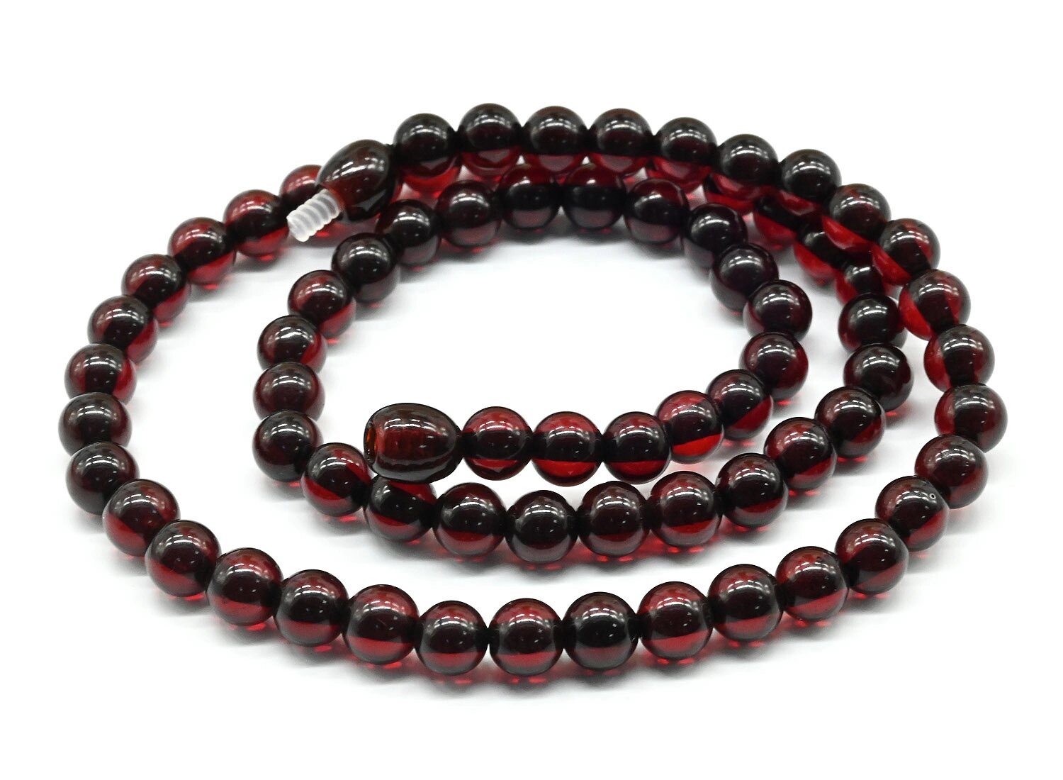 Бусы, янтарь