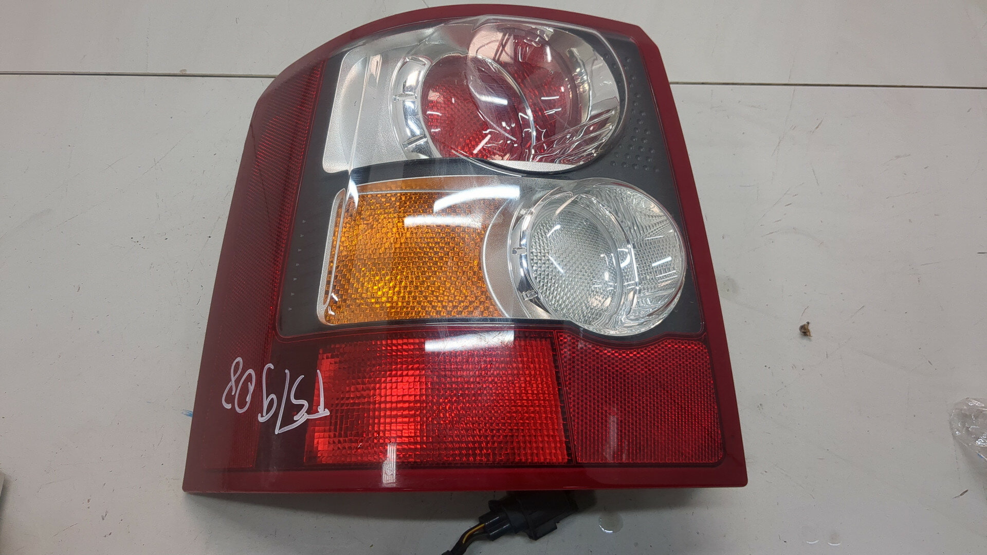 Фонарь (задний) левый Land Rover Range Rover Sport Б/У