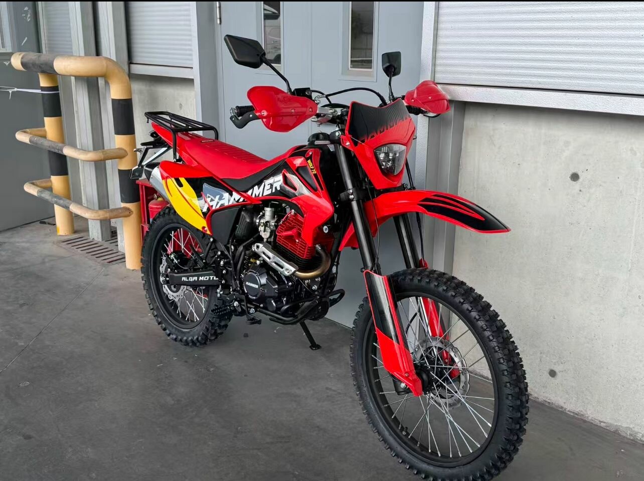 Мотоцикл HAMMER, 300 см³ 175fmm, 4 тактный, электростартер, с кикстартером, Красный