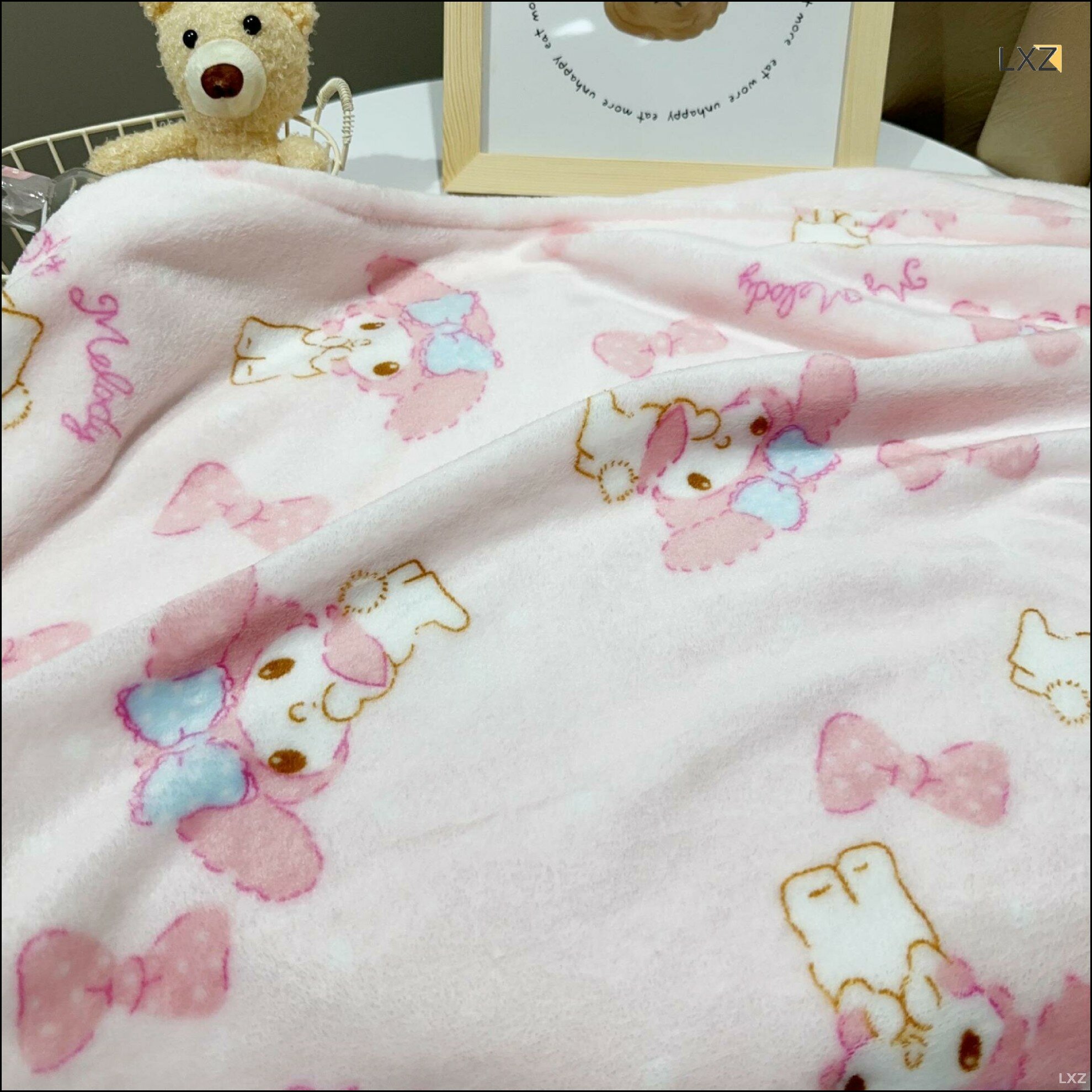 Одеяло "Мелодия", для собак, 120 x 180 см, из пуха, универсальное, для авто, дома и офиса