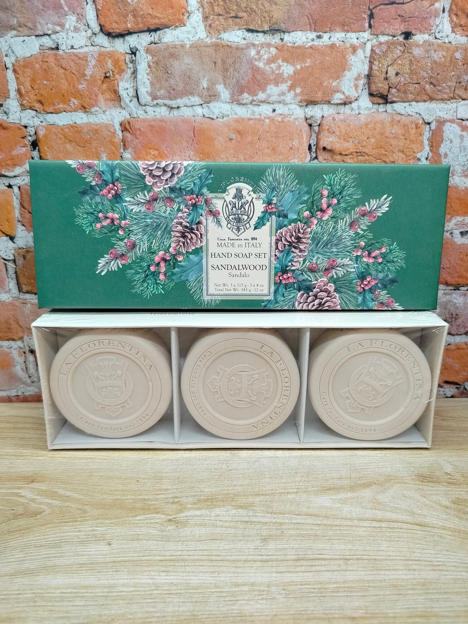 La Florentina Hand Soap Set Sandalwood Набор мыла для рук с маслом ши, оливковым маслом и экстрактом Сандалового дерева 115 гр 3 шт