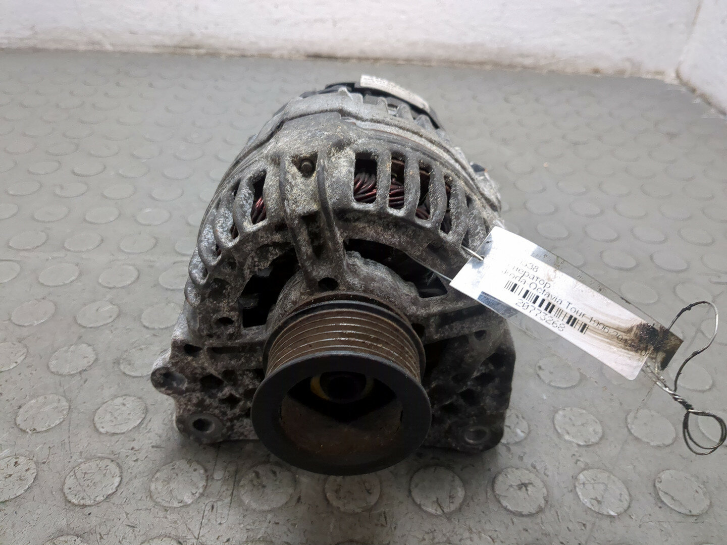 Генератор Skoda Octavia Tour Б/У