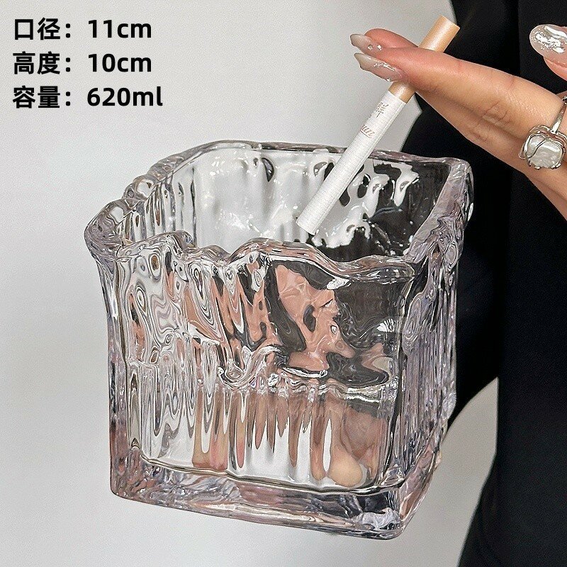 Стеклянная коробка для хранения с ледниковым узором и огнетушителем для сигарет — изысканный и уникальный предмет интерьера, идеально подходящий для ценителей сигар и утонченных гурманов.