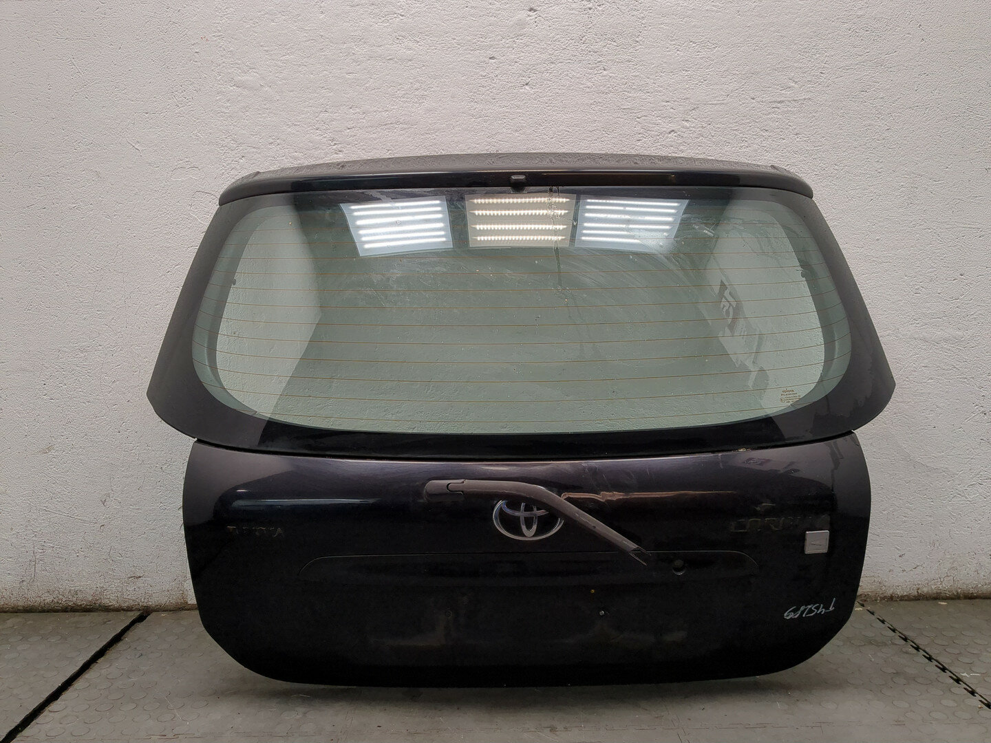 Крышка (дверь) багажника Toyota Corolla E12 Б/У