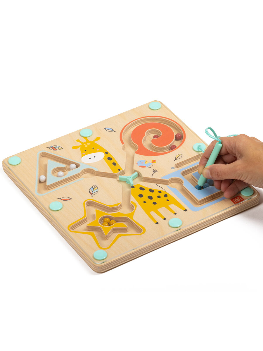 Развивающая игрушка Hape "Лабиринт Жираф", дерево/пластик/текстиль, магнитный лабиринт