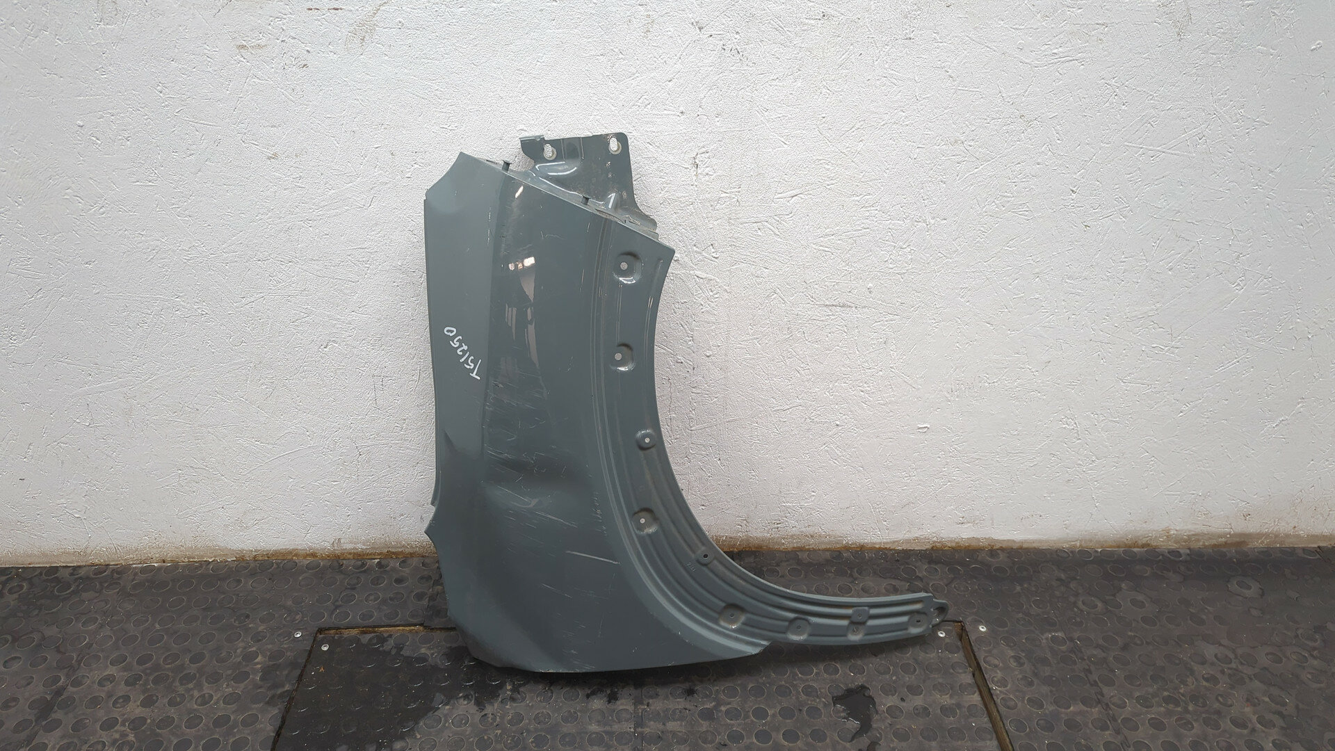 Крыло правое переднее Citroen C3 Aircross Б/У