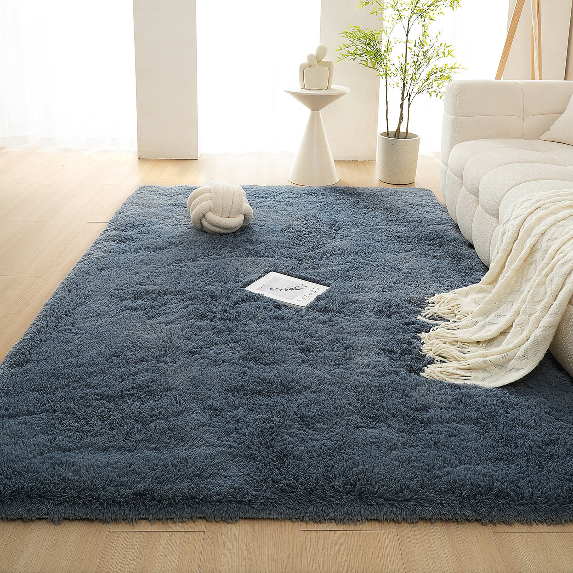 Ковер на пол с длинным ворсом меховой 150х200 серебристо-серый ковер комнатный, прикроватный, пушистый в комнату, спальню, гостиную, прихожую