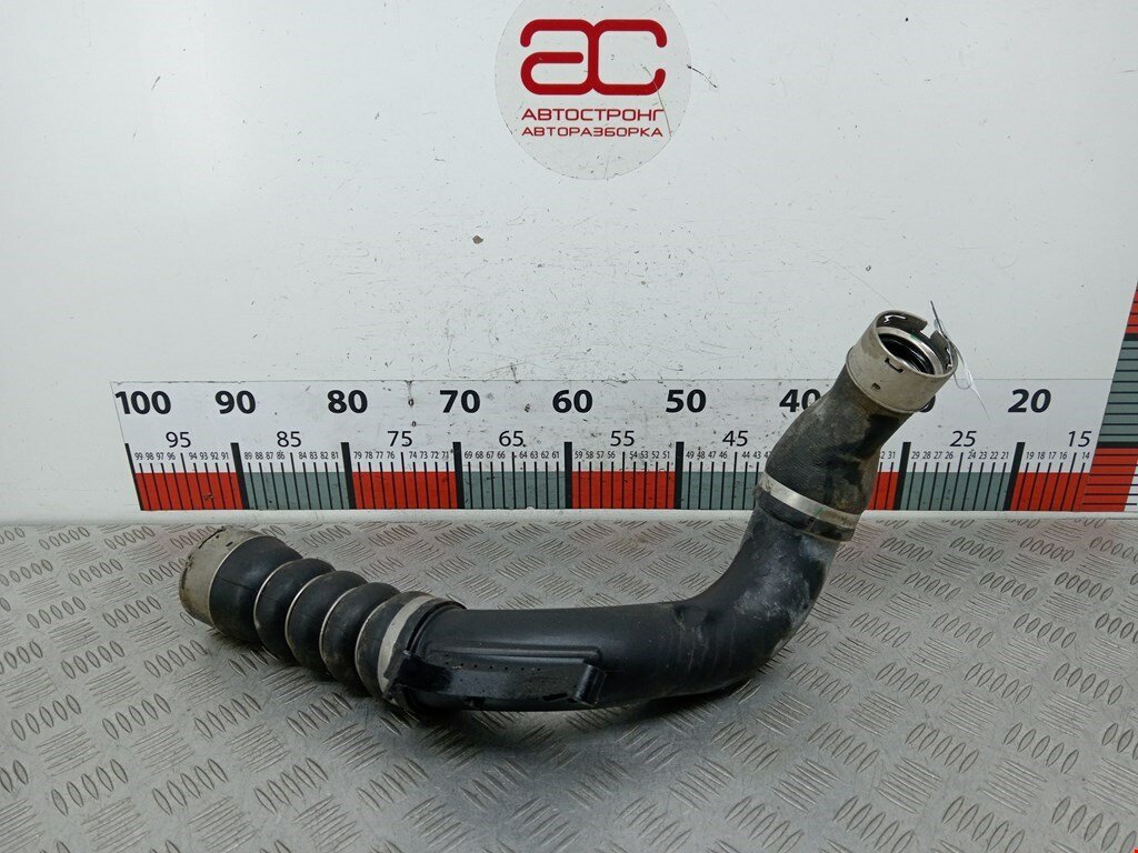 Патрубок интеркулера BMW 2-Series Gran Tourer (F46) 13718655836 арт. 2271671