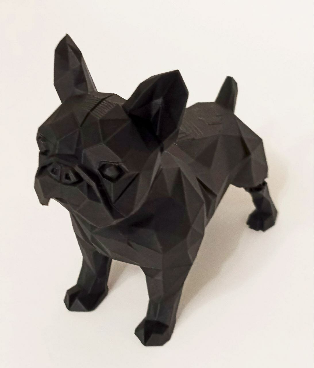 3D-фигурка собаки «Черный Бульдожка» для декора и подарка | Геометричный дизайн
