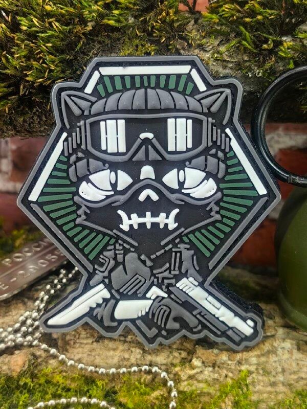 Нашивка-патч Спецназ котик С пистолетом и ножом 3D PVC 7х8