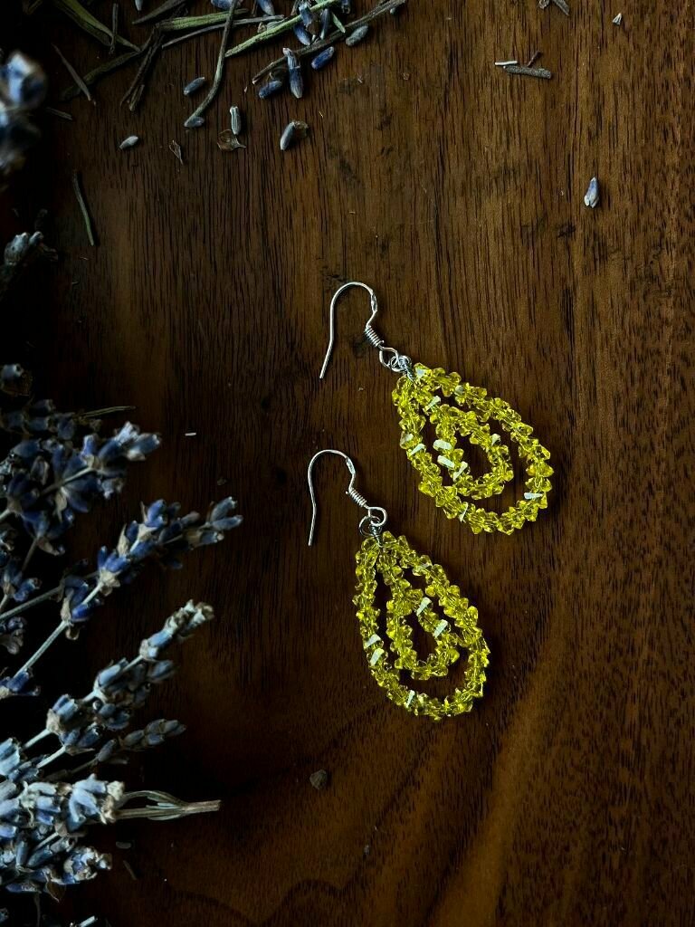 Серьги ручной работы из бисера / жёлтые