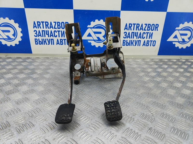 Б/У Педальный узел Kia Spectra SD / Киа Спектра SD 1.6 S6D 101 Л.С 2006